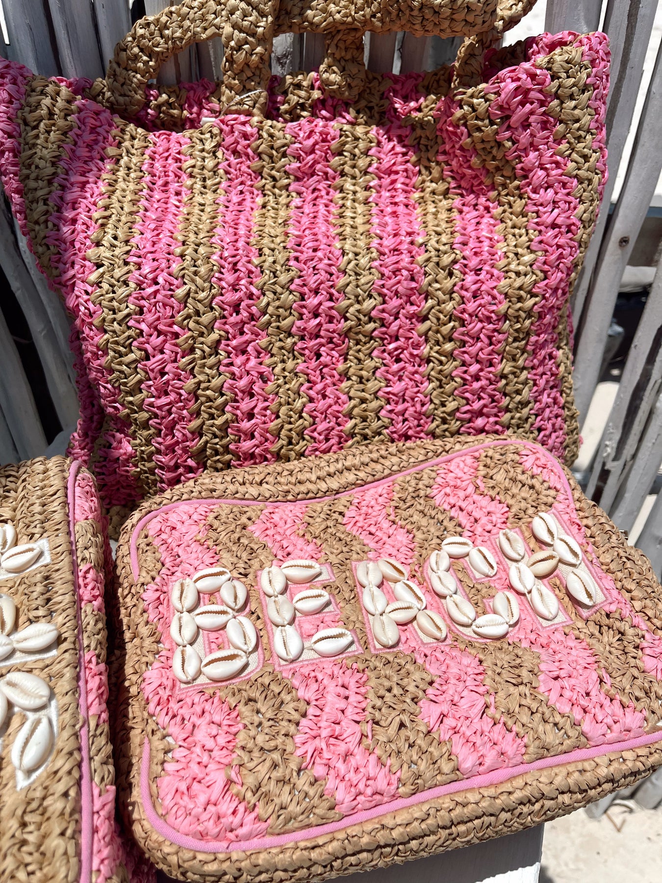 Beach XL Makeup Bag with Puka Shells – SipHipHooray