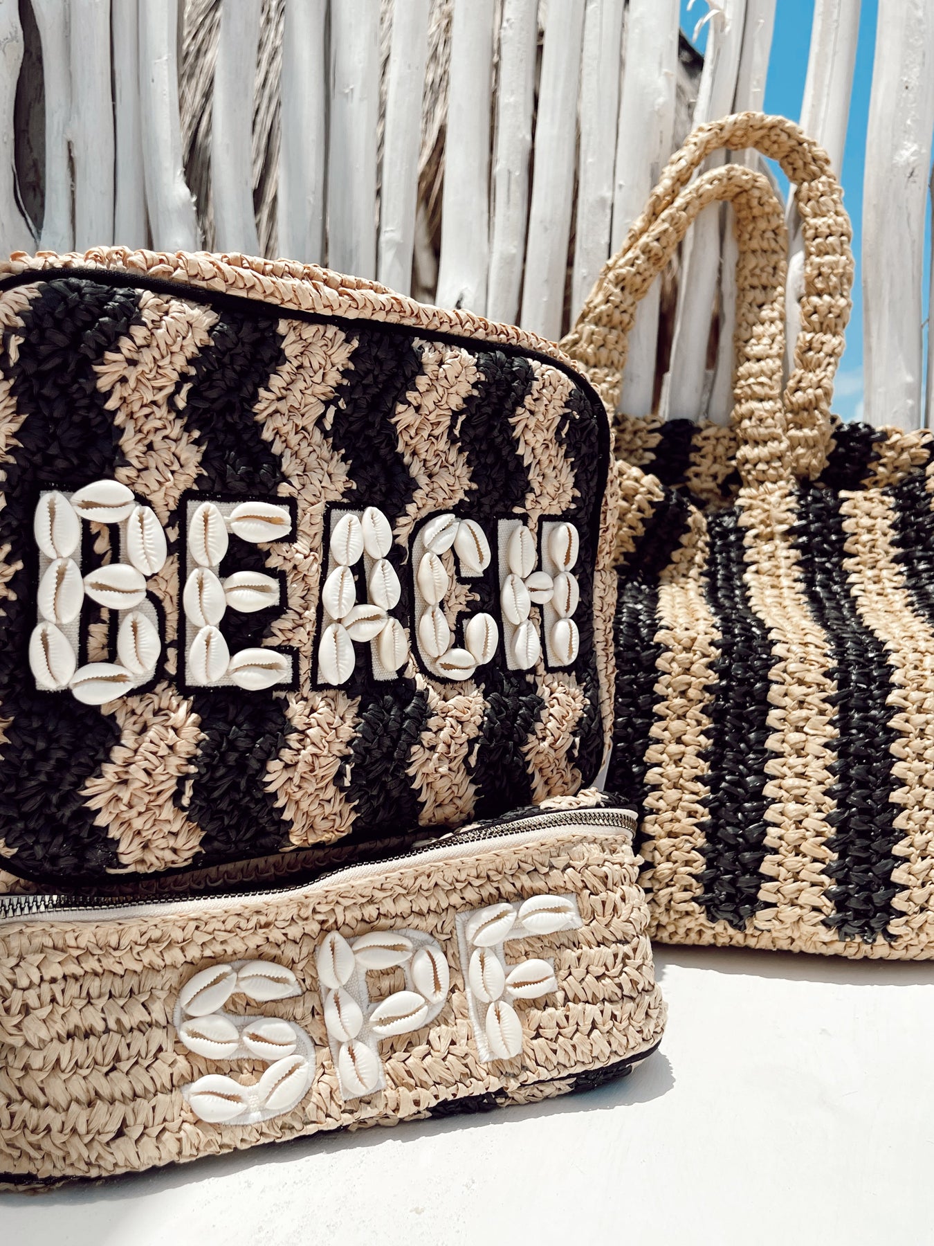 Beach XL Makeup Bag with Puka Shells – SipHipHooray